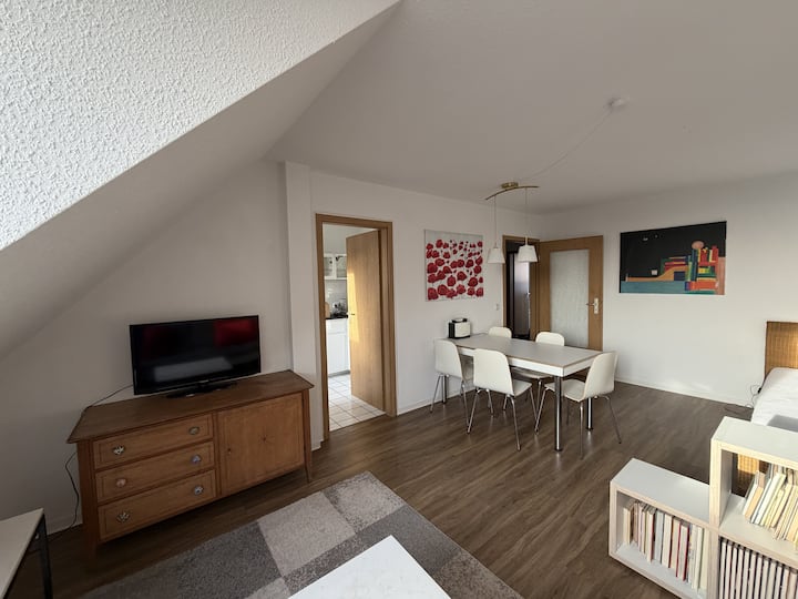 Wohnung, 60 Qm, Elbnähe, Gute Verkehrsanbindung - Dresden