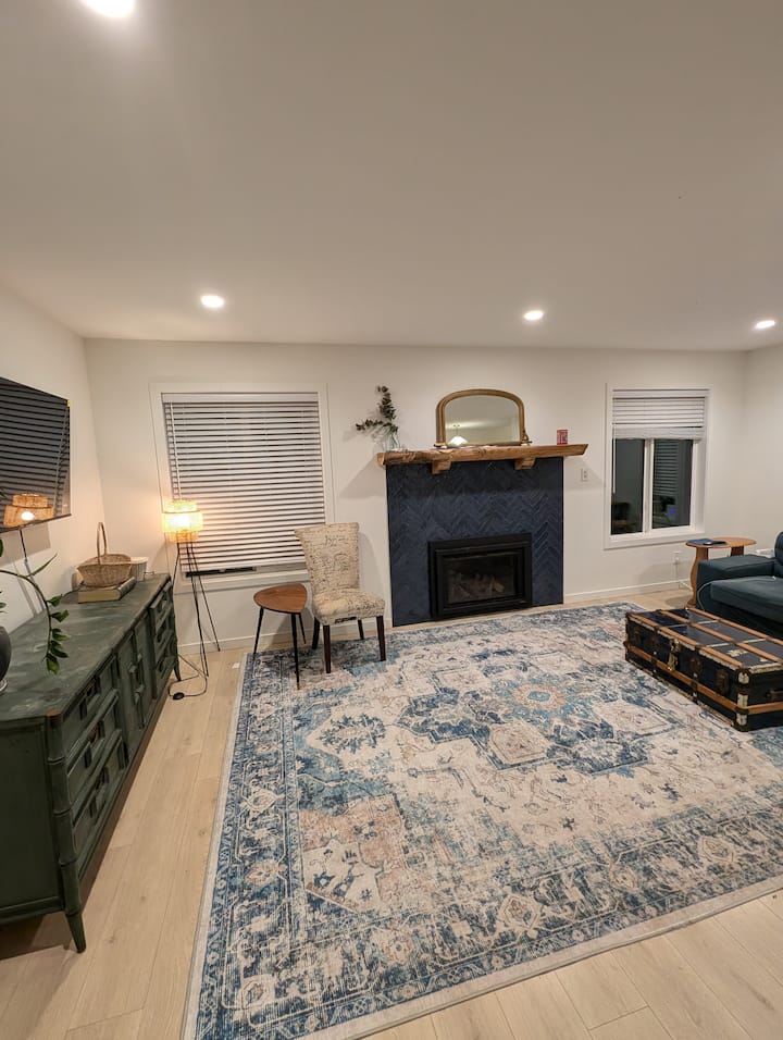 Colwood Hidden Home - Langford