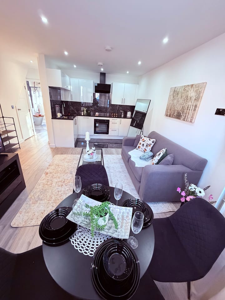 Cozy Escape Garden Flat - Birmingham