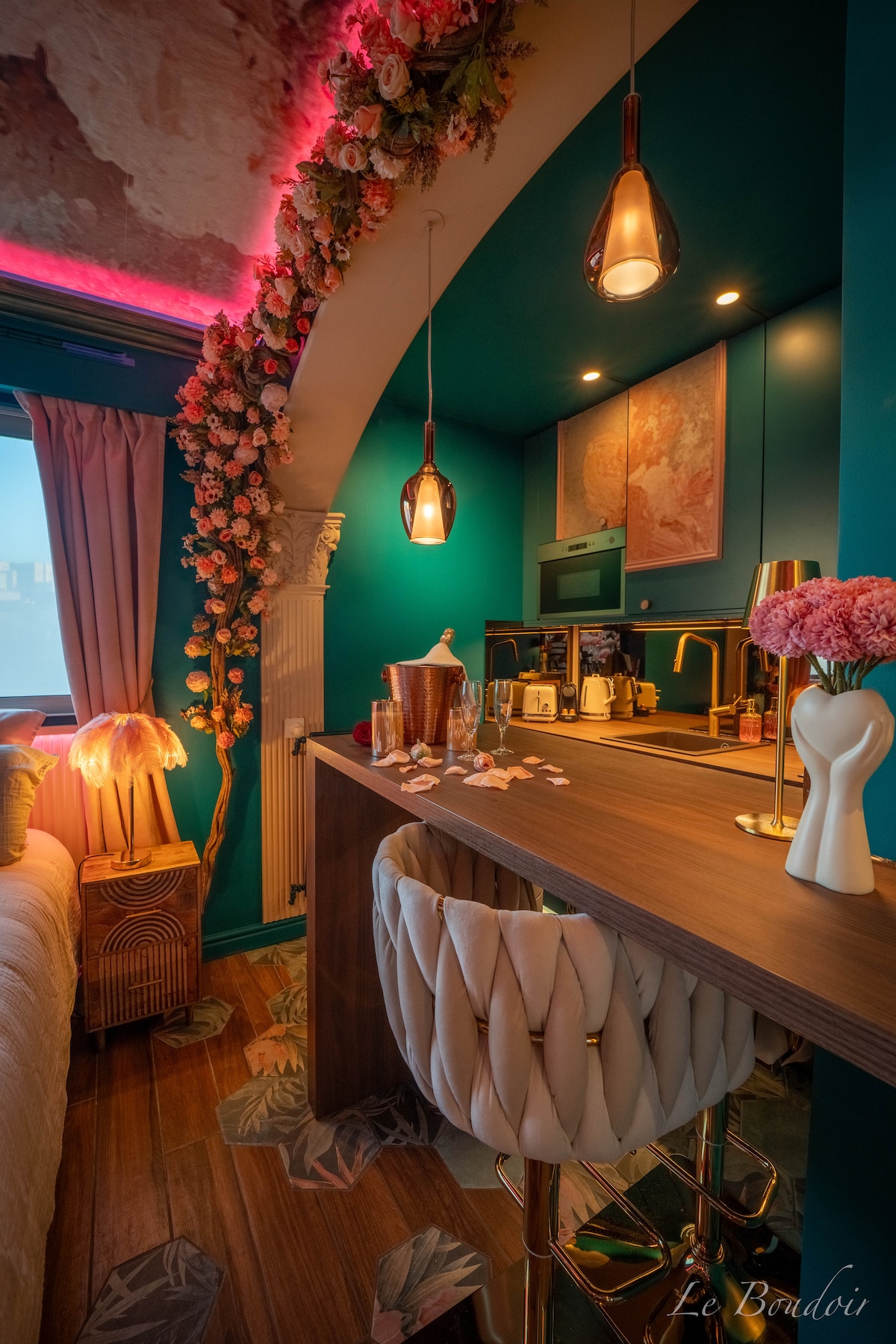 Le Boudoir - Departamentos en renta en Vallauris, Provenza-Alpes-Costa ...