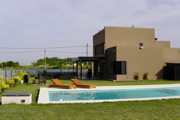 Puesta Del Sol - Casa Quinta - Argentina