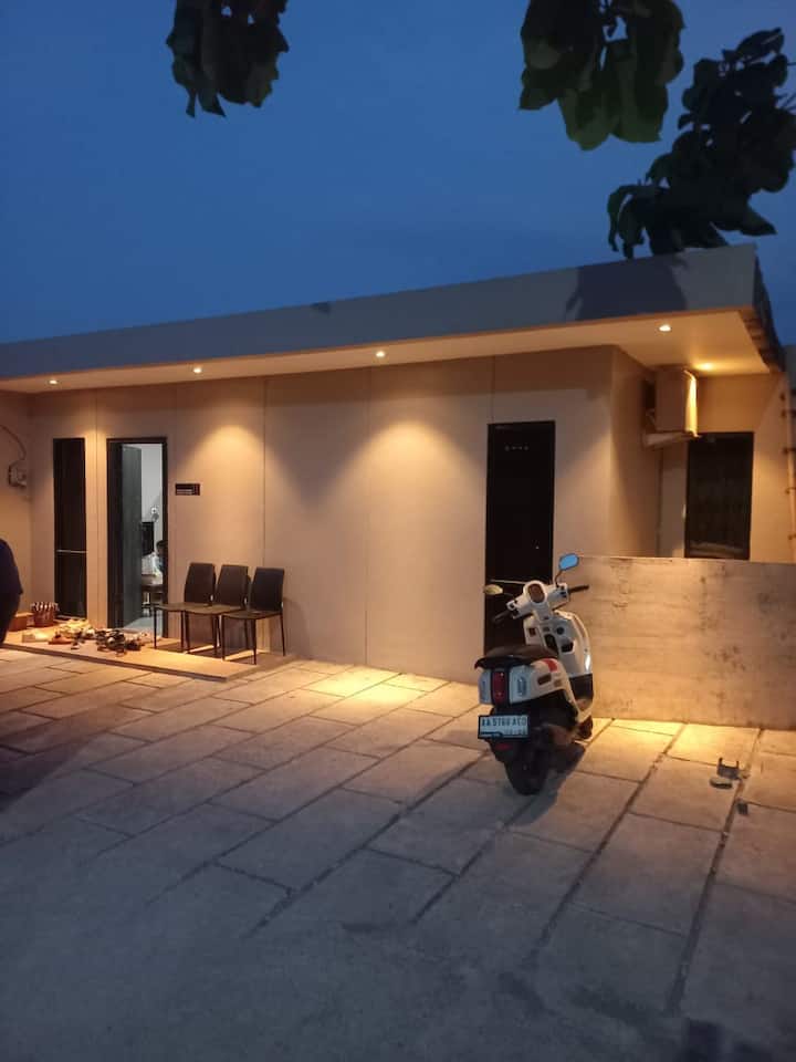 Rumah Baru Dengan Pemandangan Bukit Dekat Dikota - Tugu