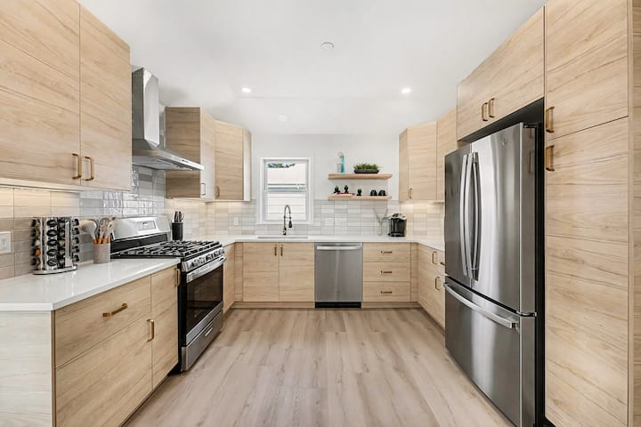 Cozy Retreat • Walk To Olde Town Arvada - Arvada, CO