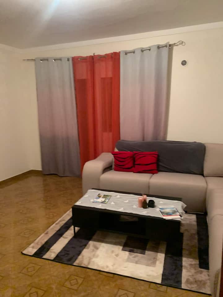 Belle Maison Spacieux, Vous Y Sent Chez Vous. - Praia