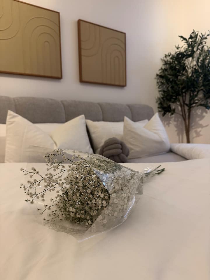 Mitten In Der Historischen Altstadt Von Passau - Passau