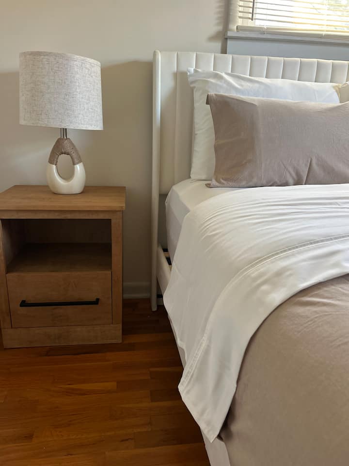 Bobbi's On The Hill - Waynesville, MO