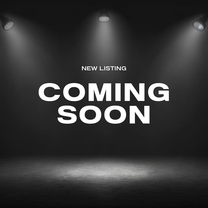 Close To Stadiums - Blue Springs Lake