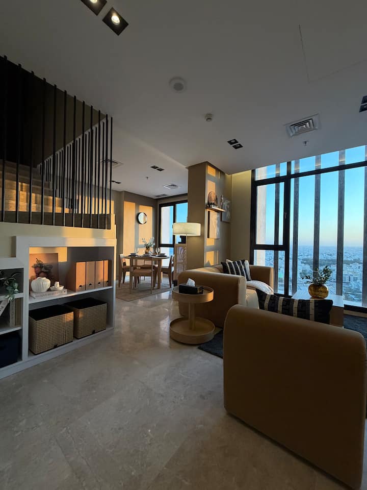 Private Duplex 1br | High-rise Terrace & Views - Koweït