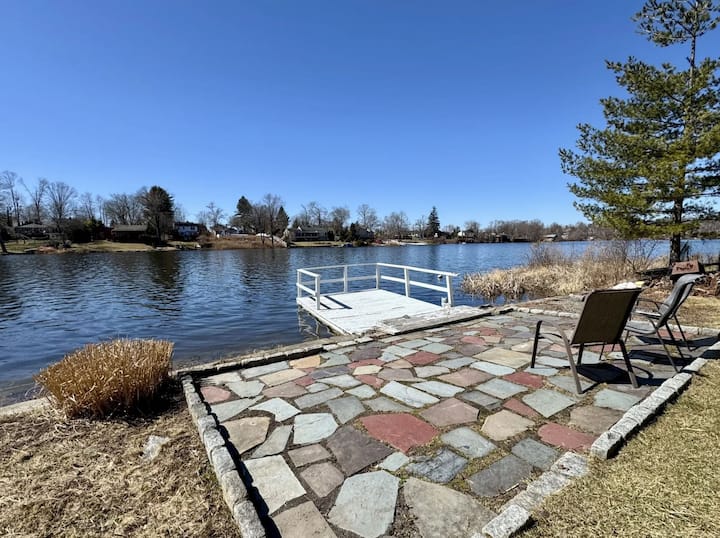 Lake Front Oasis - Danbury, CT