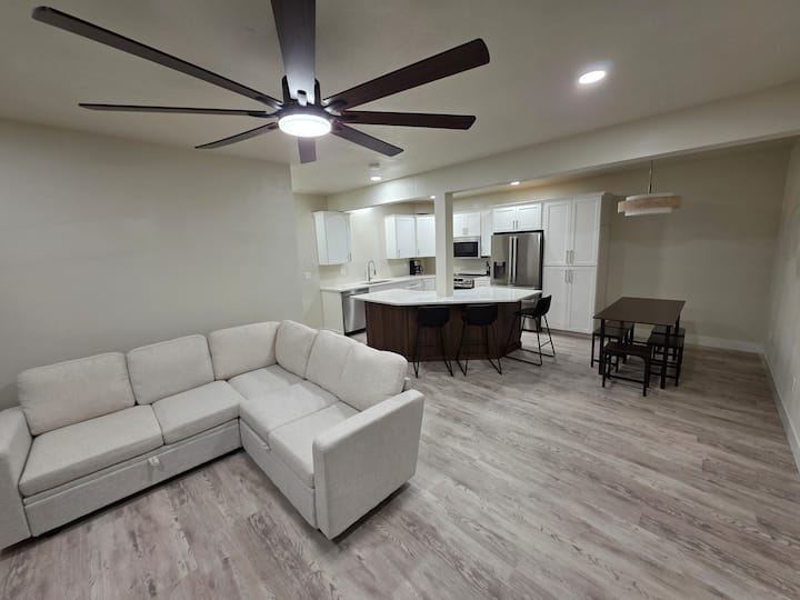 Luxury 3 Bedroom, 2 Bath Basement Apartment - Ogden, UT