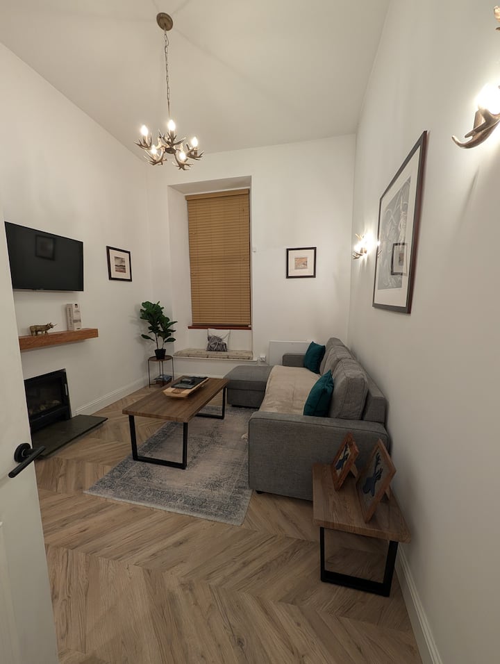 Scenic Gound Floor Flat On Loch Goil - Lochgoilhead