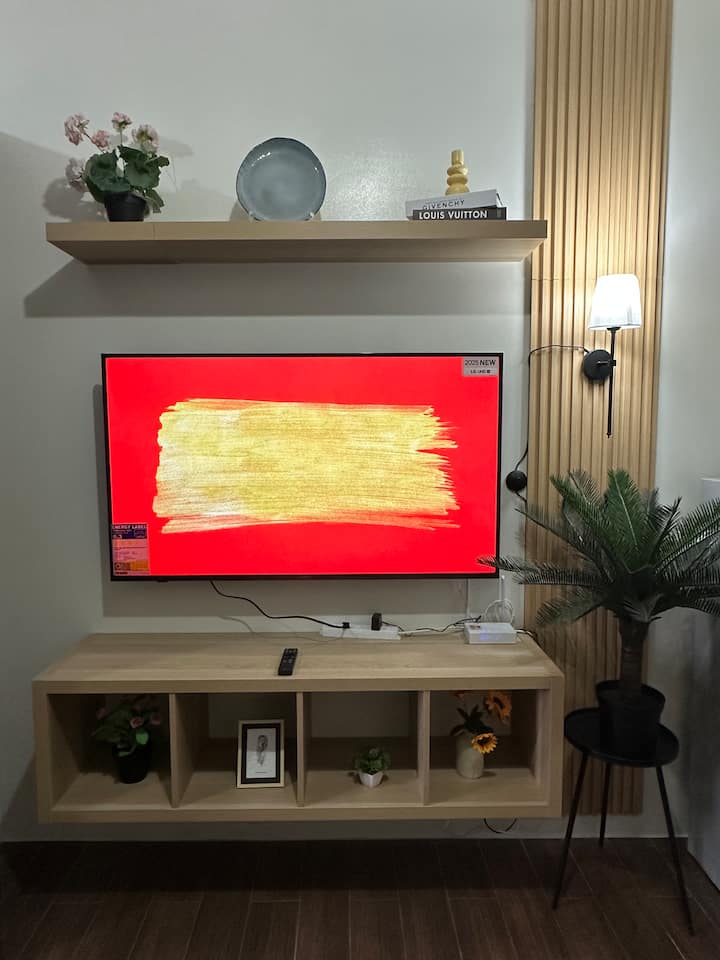 D-saimuns Cityview W/balcony | Air Iayala, Makati - Makati