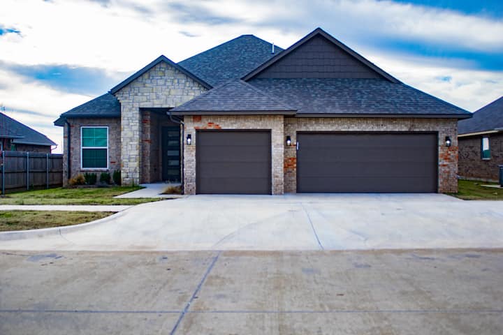 The Sooner Nest - Lake Thunderbird, OK