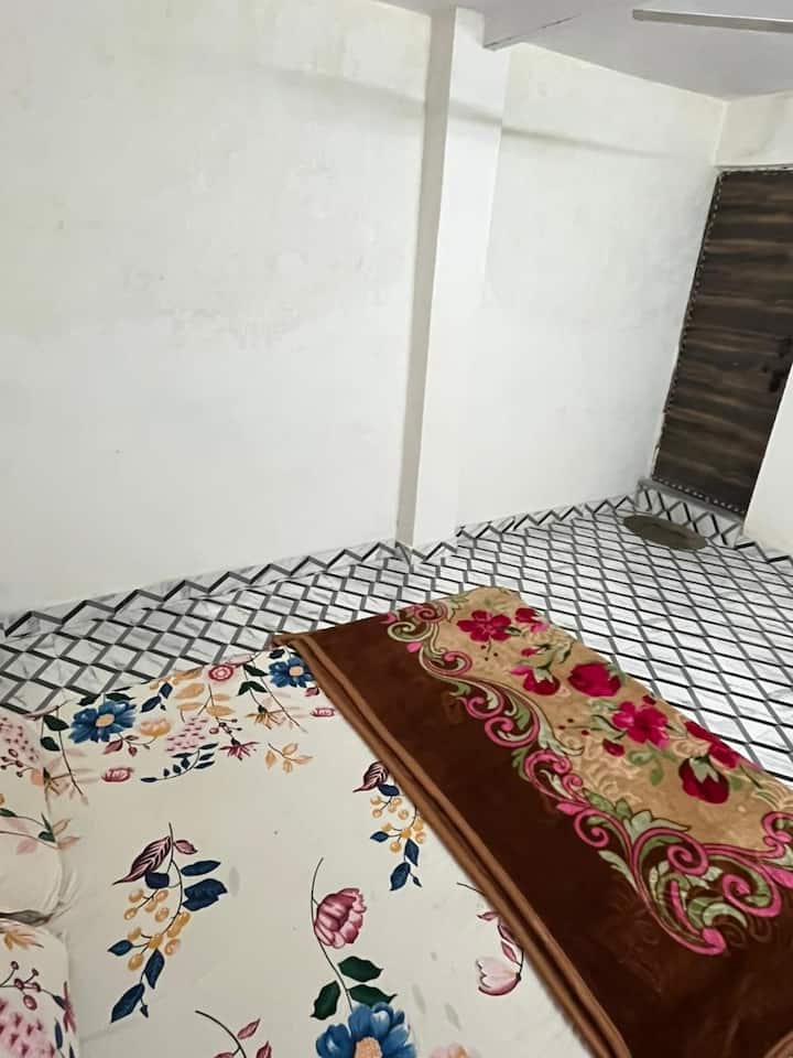 The Quiet Corner-with A Private Terrace. - Faridabad