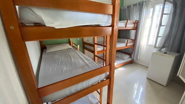 Quarto 4 
Pousada Chácara Na Praia - Guarujá