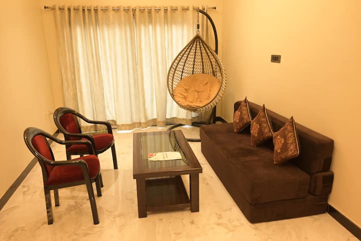 Nandi Niwas: Luxury 5 Br Flat Near Sankat Mochan - 바라나시