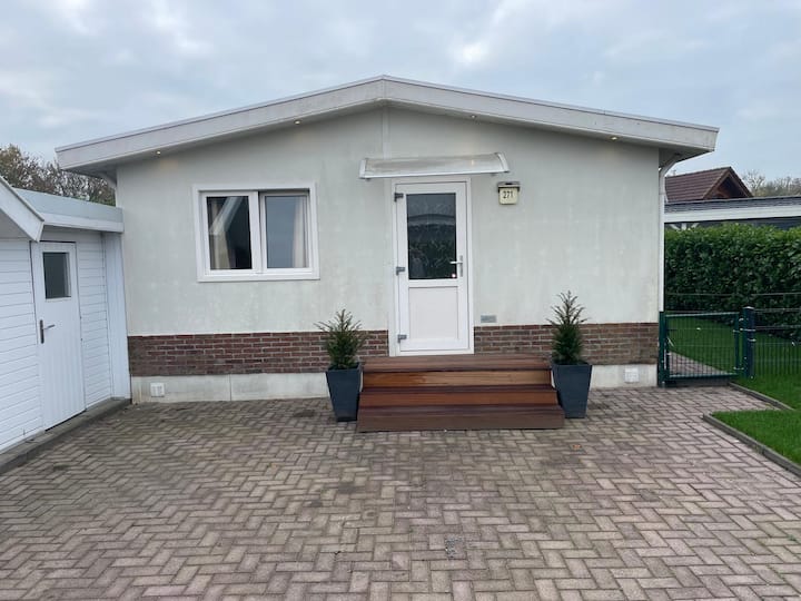 Chalet In Lathum Met Prettige Park Faciliteiten! - Velp