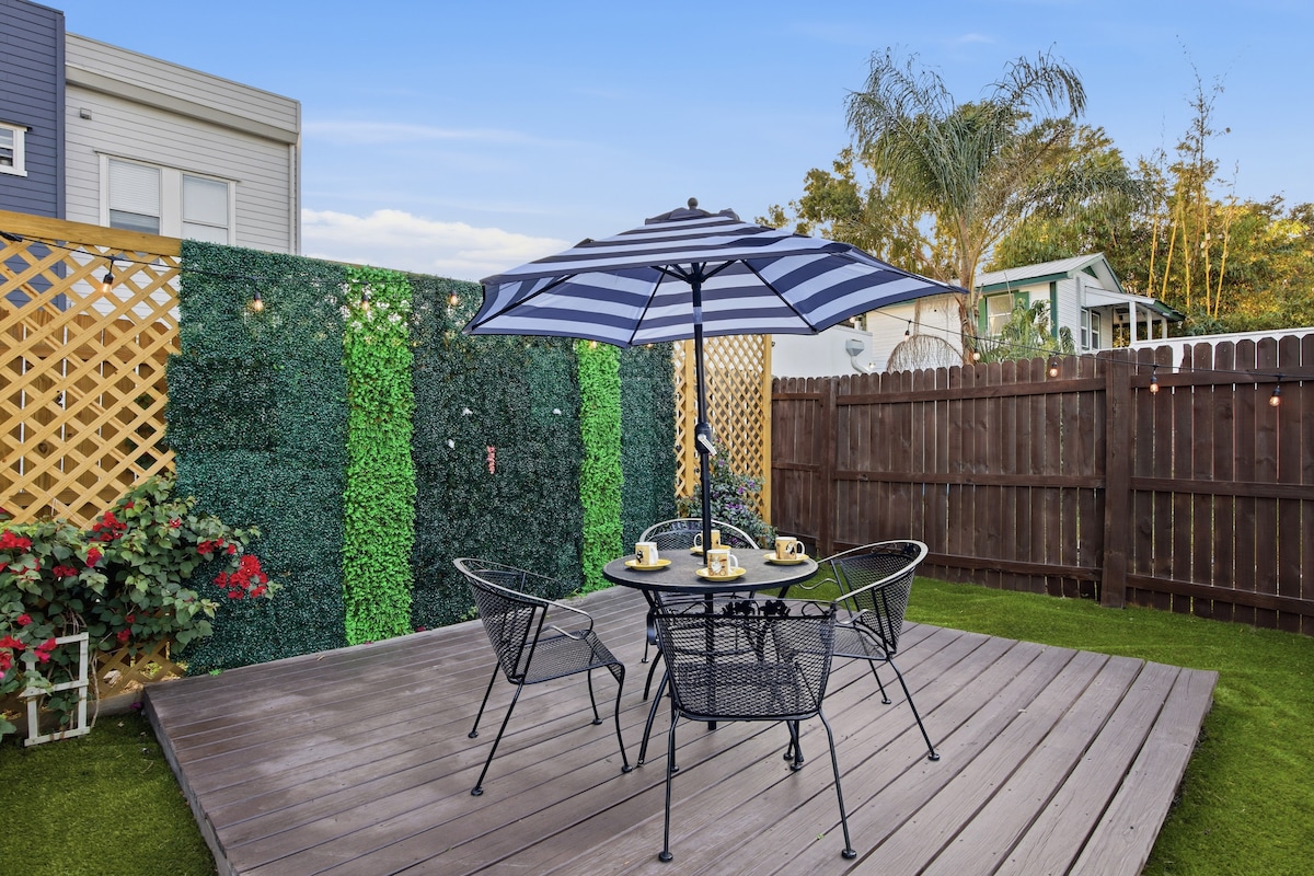 Bella Chalet Ybor! Пешеходно разстояние до 7-мо авеню. – Къщи под наем ...