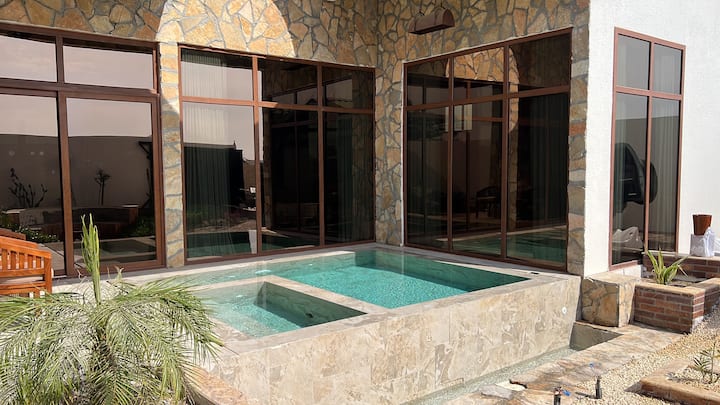 This Chalet Offers A Private, Dreamy Retreat. - Oman