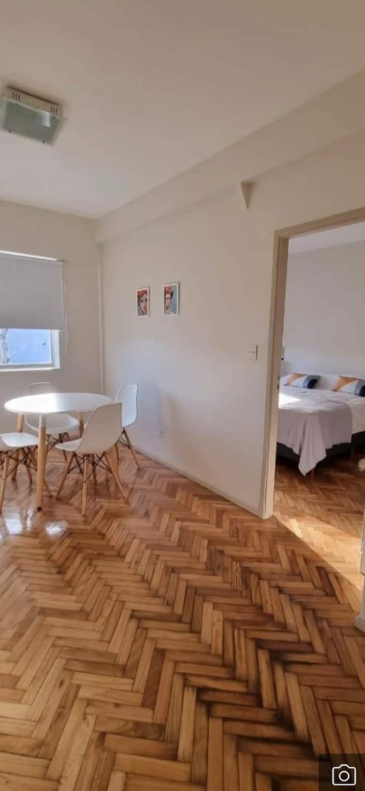 Luminoso Departamento En Núñez - Argentina