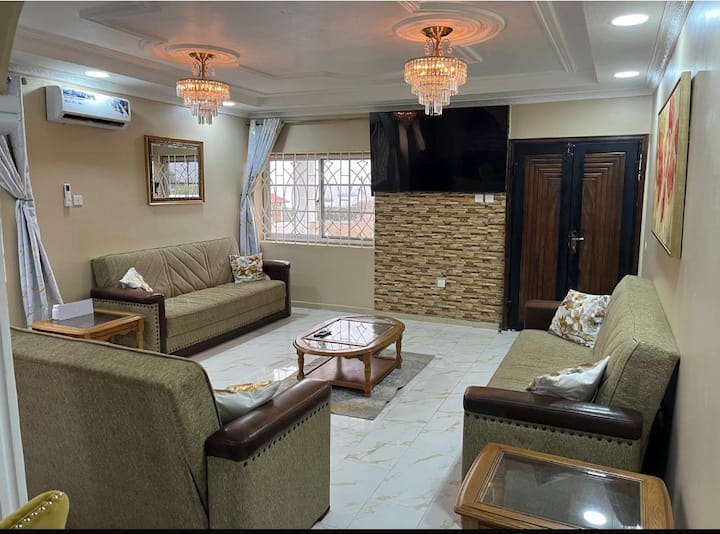 3br Luxury@secluded Estate Free 24/7 Fully Solar - Sierra Leone