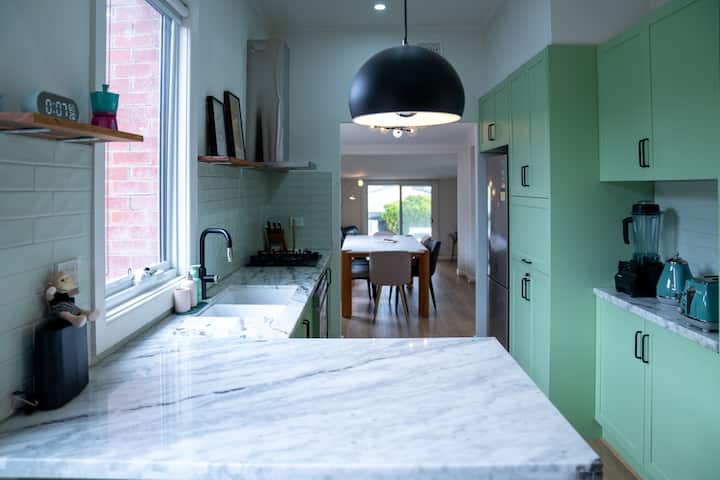 Love's Beach Home_beach 3 Mins Walk, Hotspring 5m - Flinders