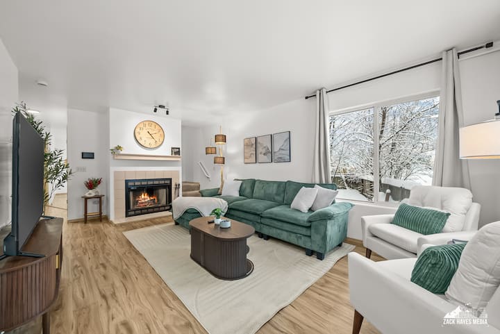 Near Umed | Pet Friendly | Walk To Lake | 5 Beds - Anchorage