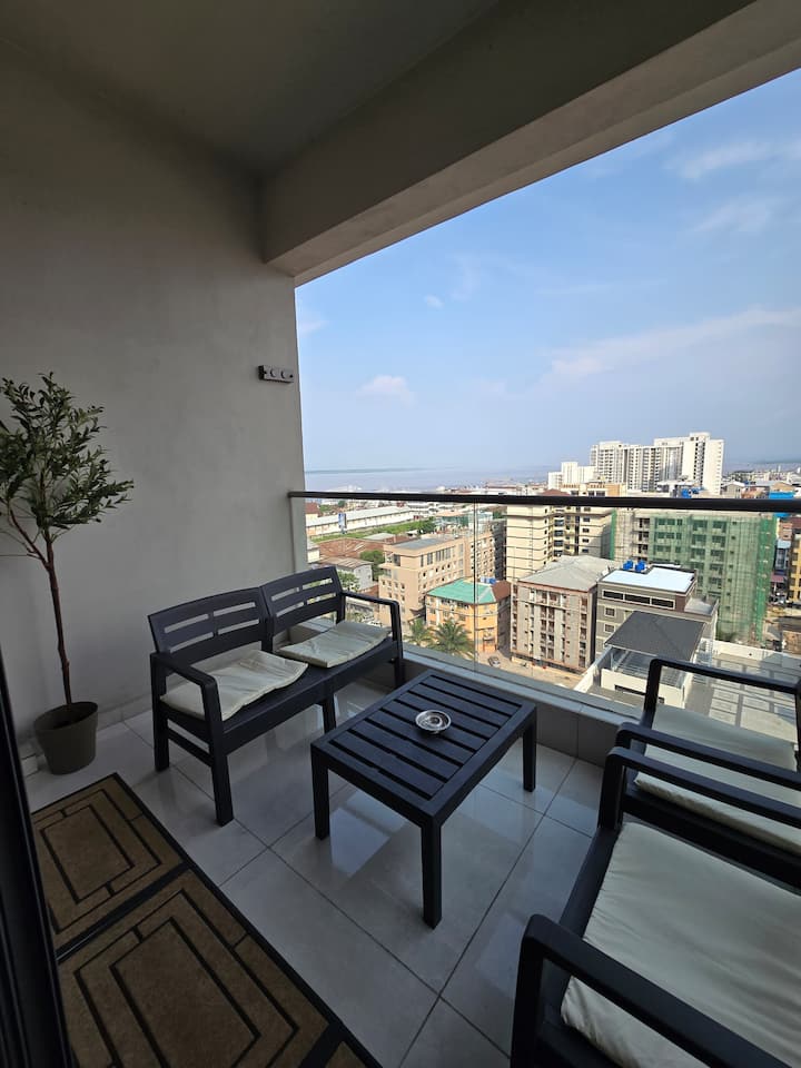 Eloge Petra - Kinshasa