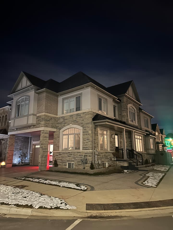 Hidden Gem Oakville - Luxury 2br Retreat - Oakville