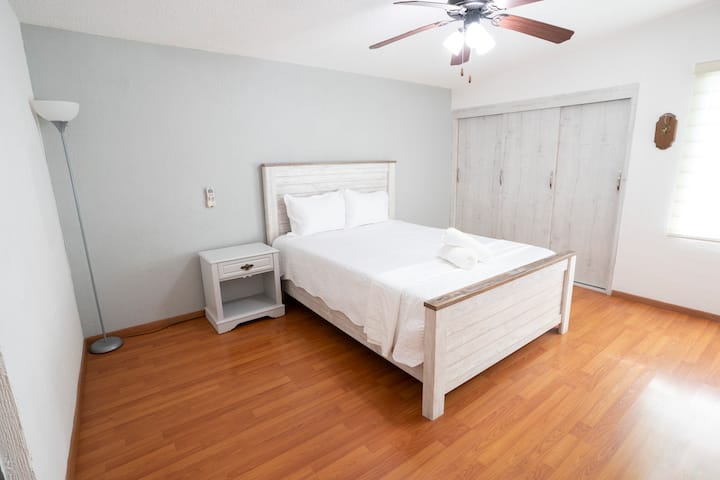 Villa Satelite | Dos Cuadras Del Consulado Usa - Hermosillo