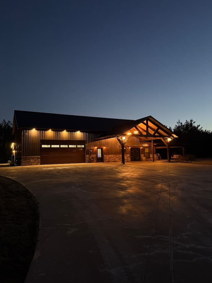 Home In The Pines - Henderson, TN