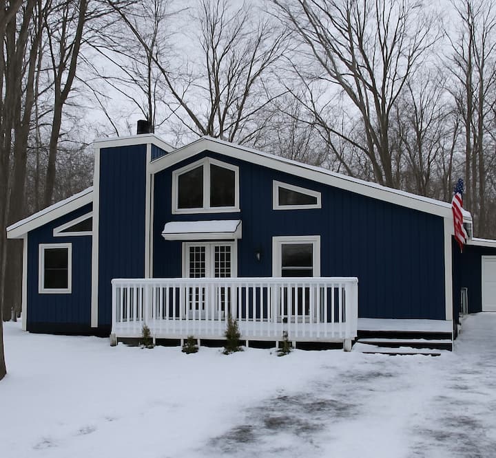 Bluetiful Retreat - Tobyhanna, PA
