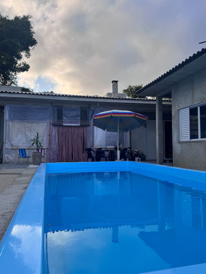 Suítes Para Até 04 Pessoas  Pousada Em Caiobá - Matinhos