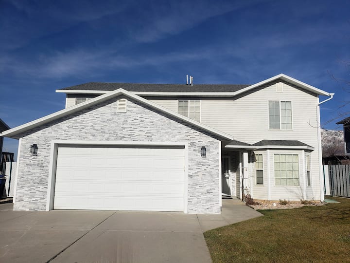 Private 6 Bd Skiers Gem+fenced Yard+spa+sleeps 12! - Ogden, UT