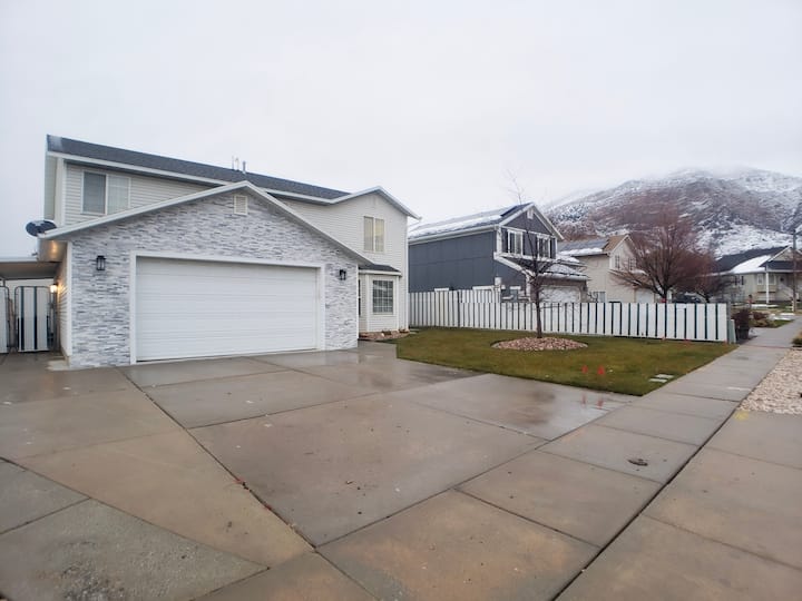 Private 6 Bd Skiers Gem+fenced Yard+spa+sleeps 12! - Ogden, UT