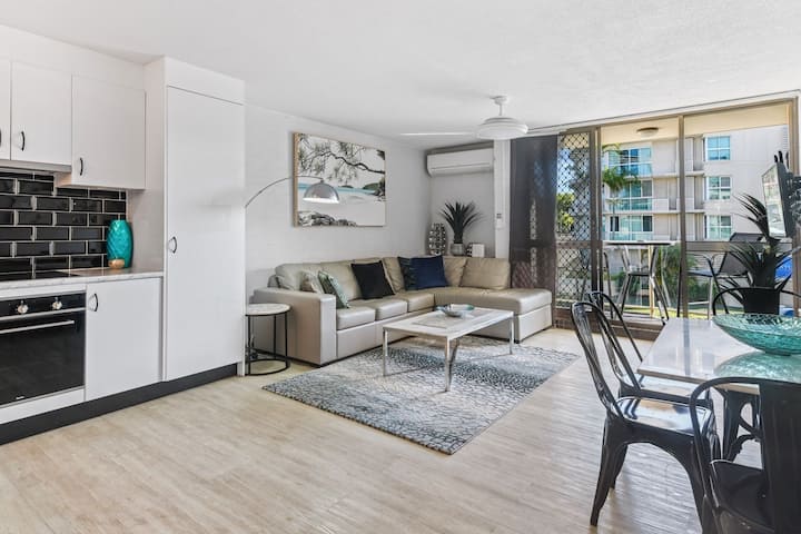 At The Heart Of Mooloolaba • Beach & Wharf - Australia