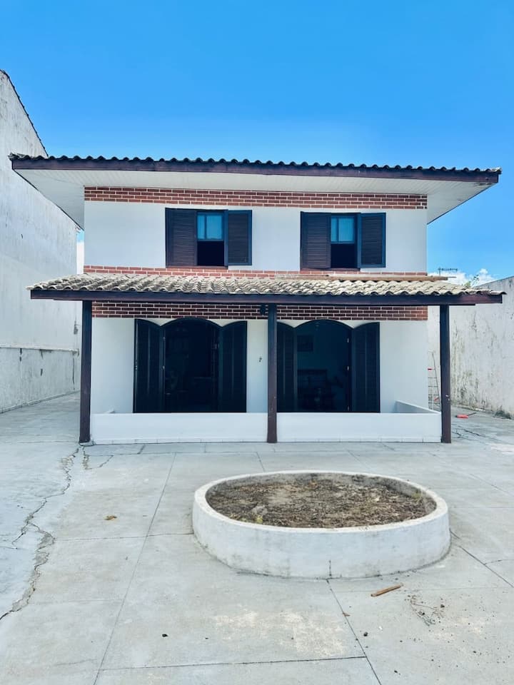 Sobrado Para 15 Pessoas, Próximo à Praia - Matinhos