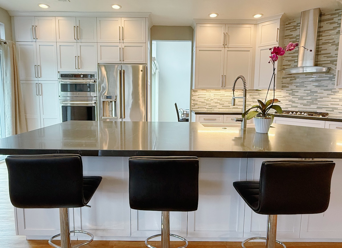 Découvrez le charme de Discovery Bay - Maisons à louer à Discovery Bay ...