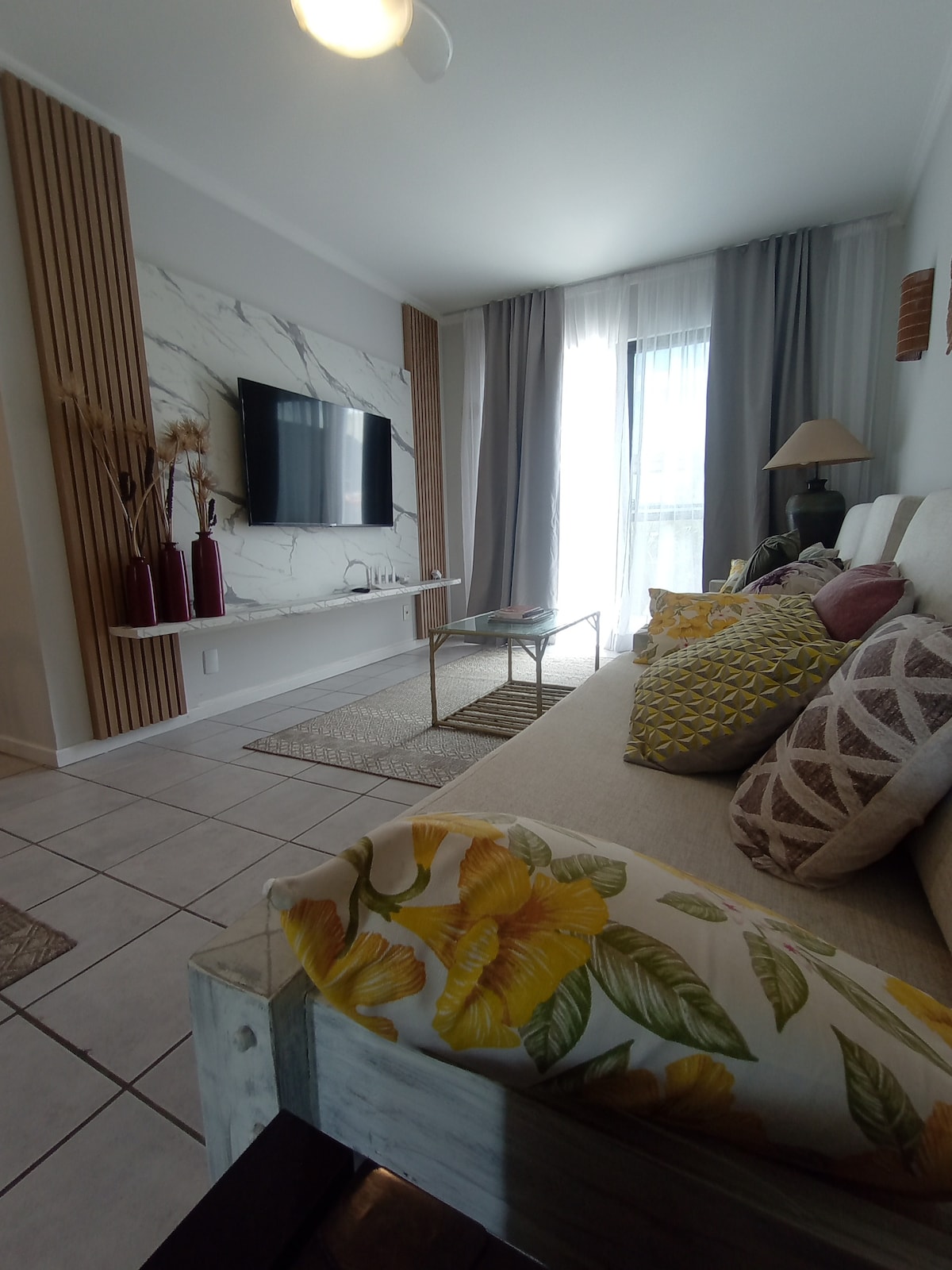 Cobertura Gralha Azul Bombas - Departamentos en renta en Bombinhas ...