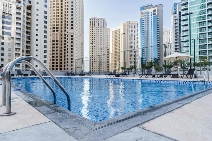3br Waterfront Sanctuary – Breathtaking Views - Dubai Marina