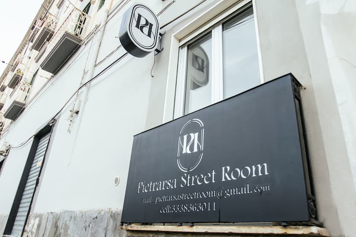 Pietrarsa Street Room - Portici