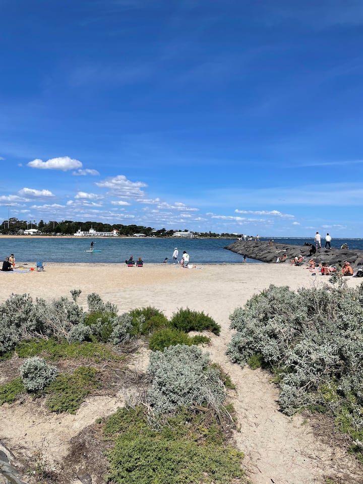 Williamstown Beach Retreat • Near Melbourne Cbd - Williamstown