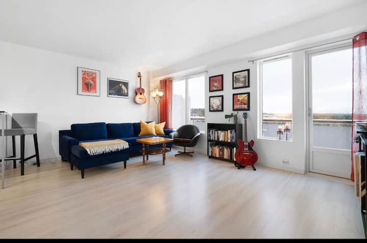 In The Heart Of Alta City - Alta