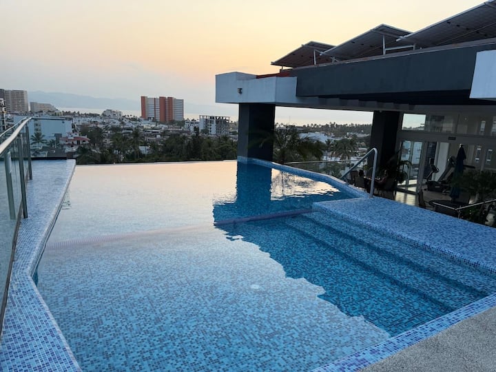 Versalles 2 Bd, 2 Bath, 3 Beds Penthouse - Puerto Vallarta