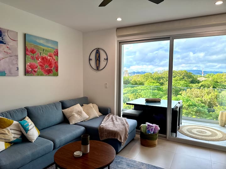 High-floor Oasis With Stunning Ocean/forest Views - Playa Herradura