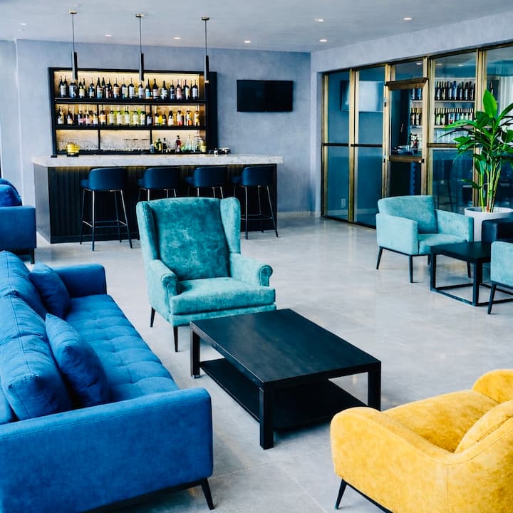 Group Booking At Tris Estates Hotel & Suites - Libéria