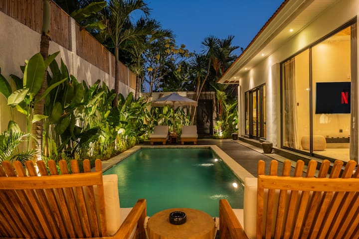 New 3br Villa With Private Pool Near The Beach - Canggu
