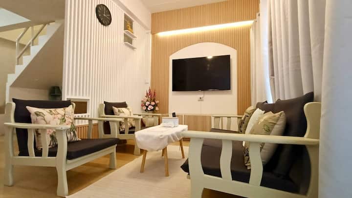 บ้านสวย ม.เกษตรฯศรีราชา 2 ห้องนอน-ห้องน้ำ - Ko Sichang District