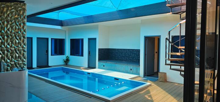 Oceara Dharavandhoo - Maldives