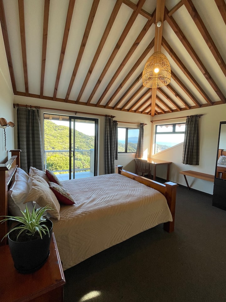 Schooner Bay Retreat: a unique Japanese style home - Houses for Rent in ...